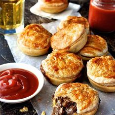 Party Pies (Aussie Mini Beef Pies / Meat Pies) - RecipeTin Eats