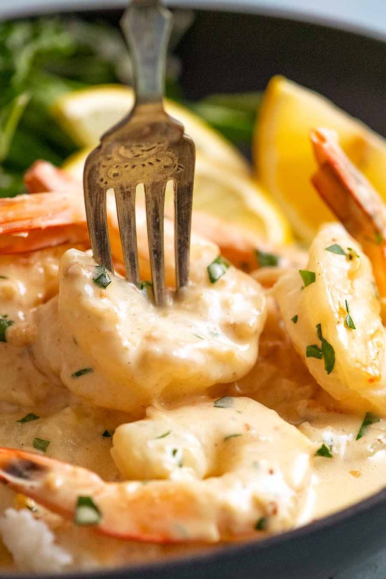 Creamy Garlic Prawns (Shrimp) - RecipeTin Eats