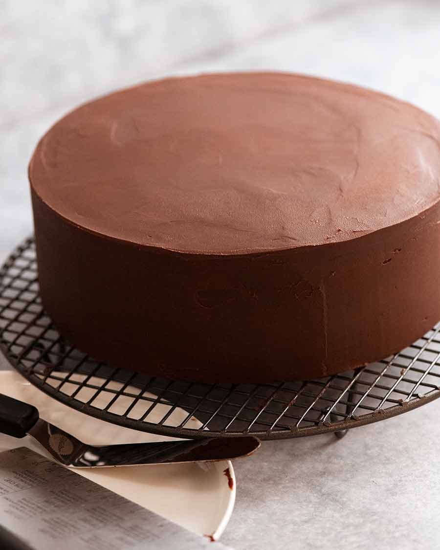 Smooth frosting or ganache finish on cakes - RecipeTin Eats