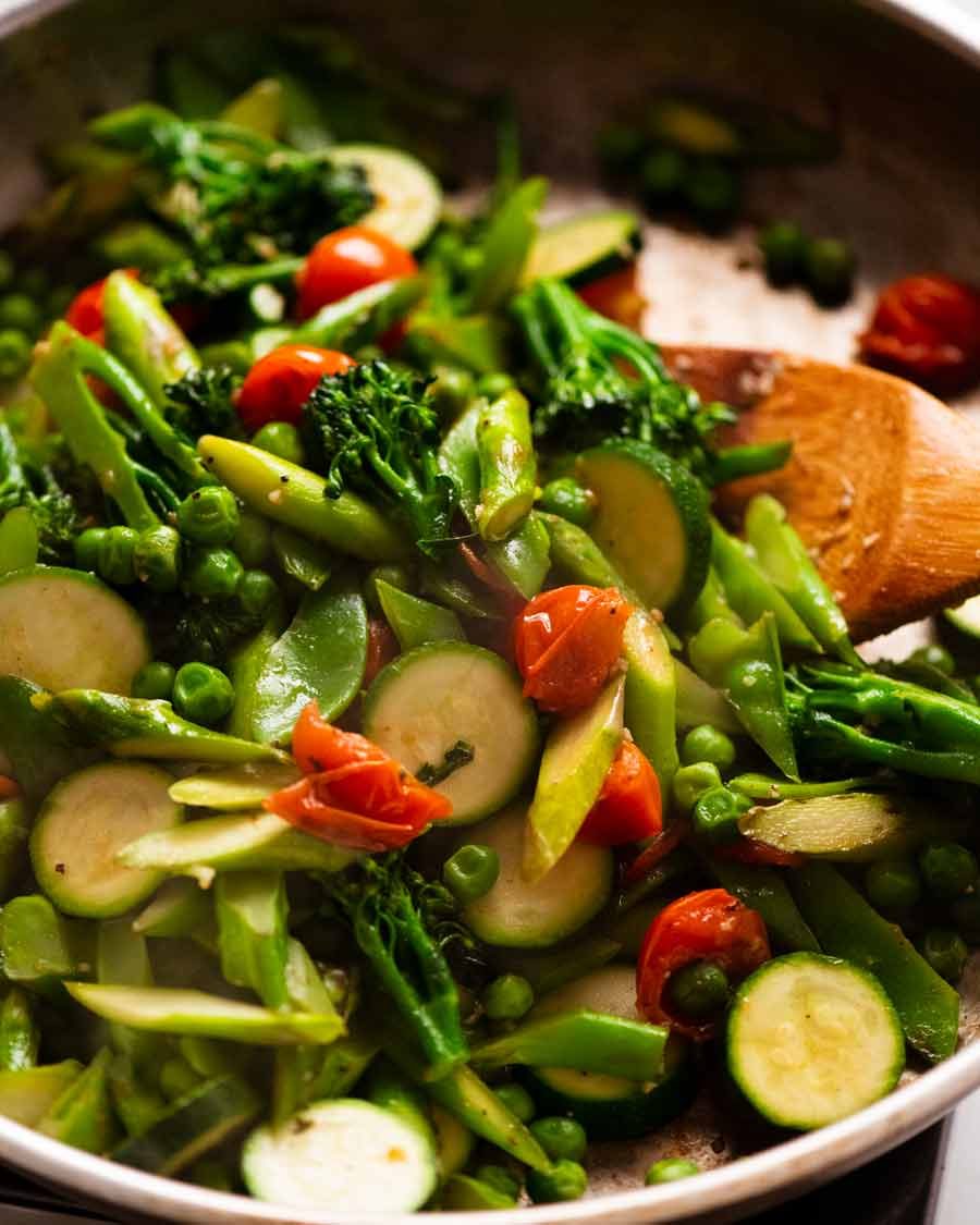 Pasta Primavera - RecipeTin Eats