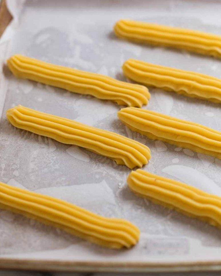 Éclairs - RecipeTin Eats