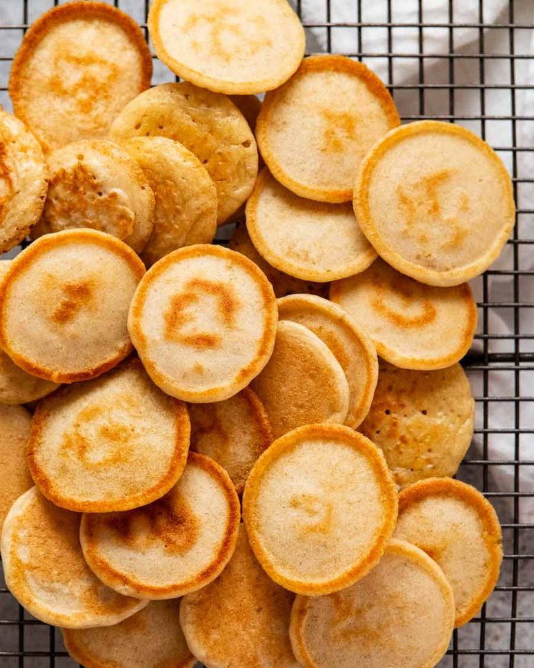 Blinis with smoked salmon - RecipeTin Eats