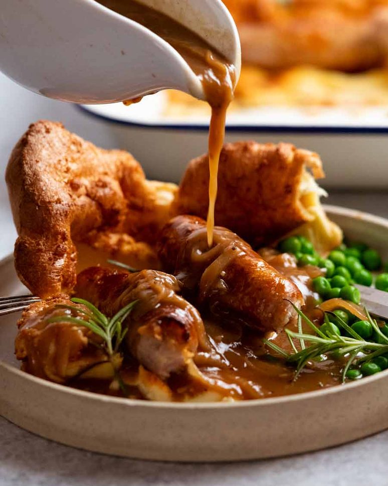 Toad in the hole - UK cookbook release!🎉 - RecipeTin Eats