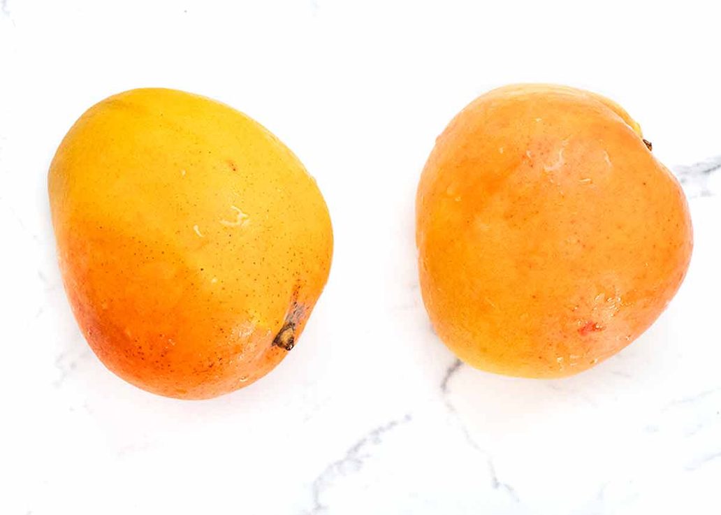 Mango muffins - RecipeTin Eats