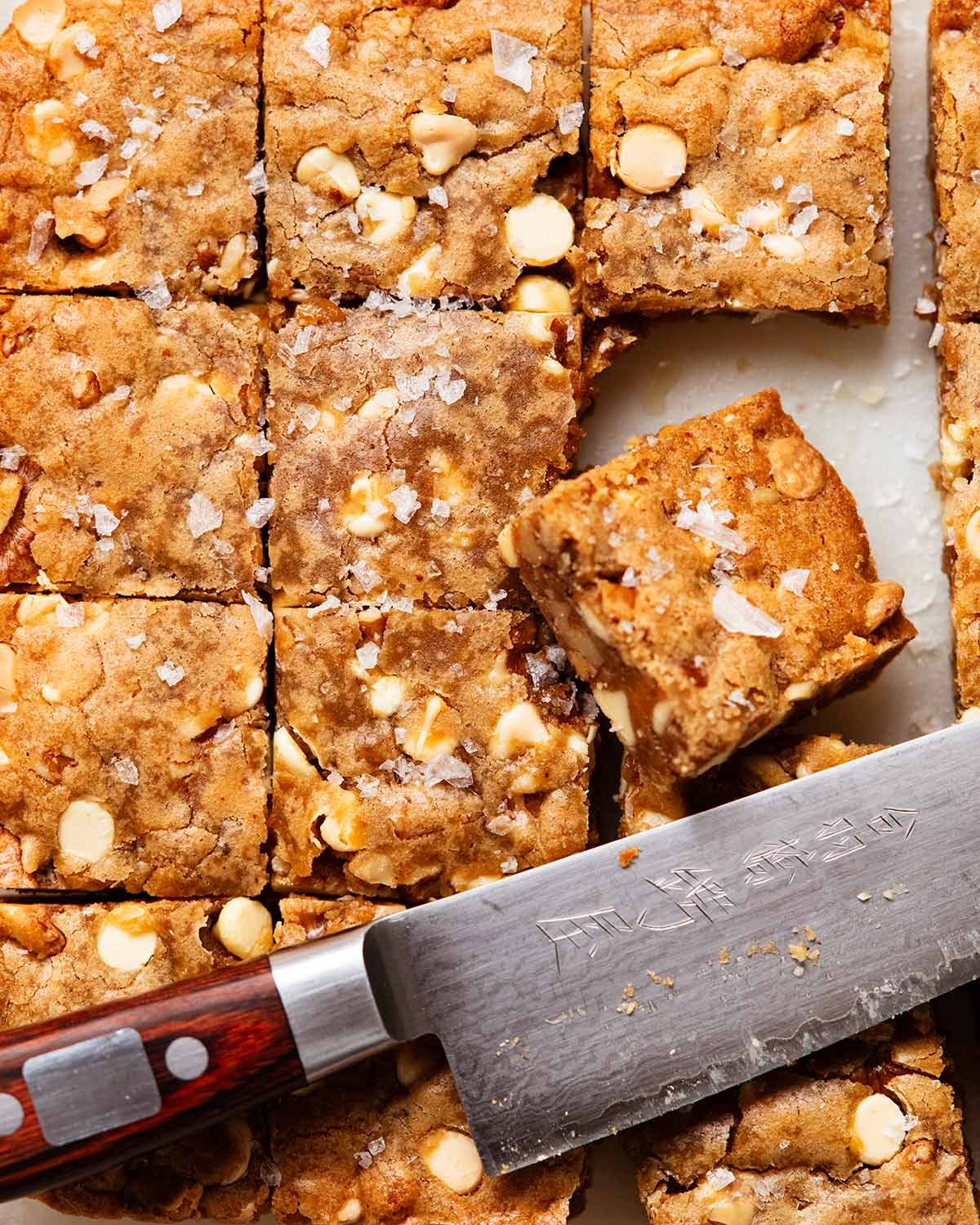 Smitten Kitchen's Blondies - RecipeTin Eats