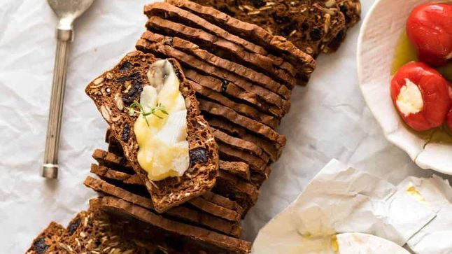 Homemade artisan crackers - RecipeTin Eats