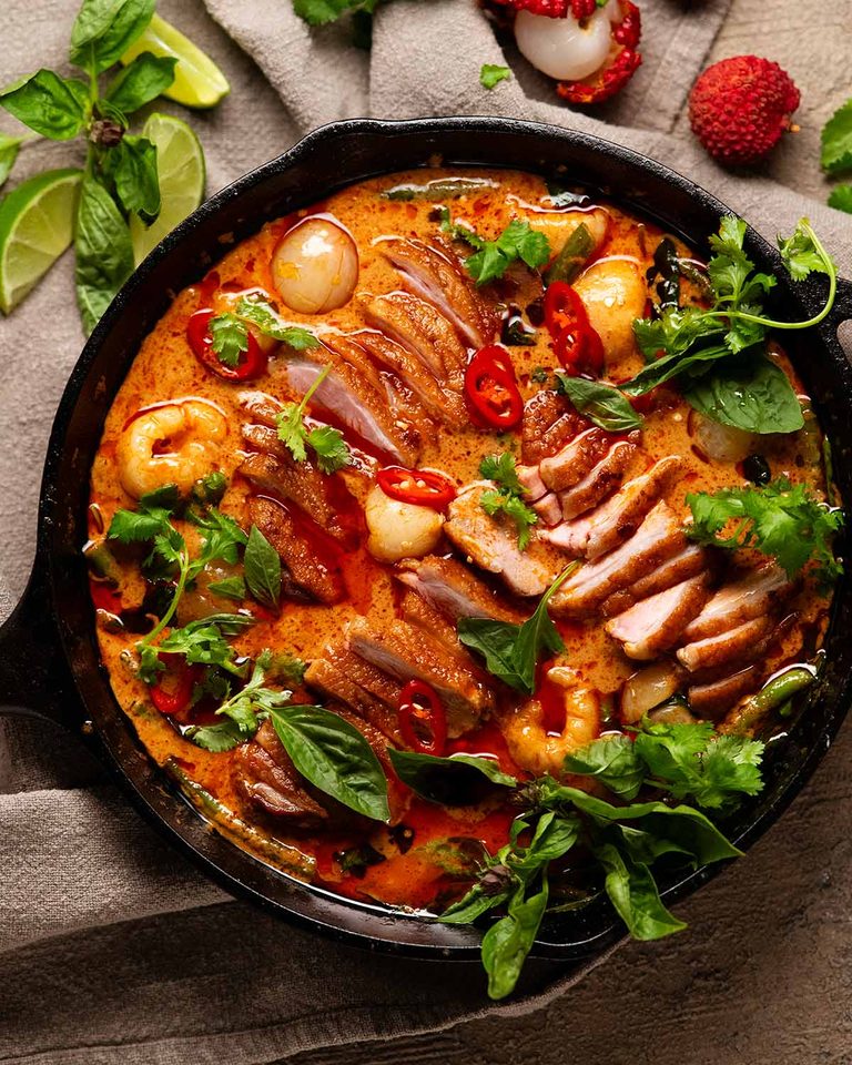 Thai Red Duck Curry - RecipeTin Eats