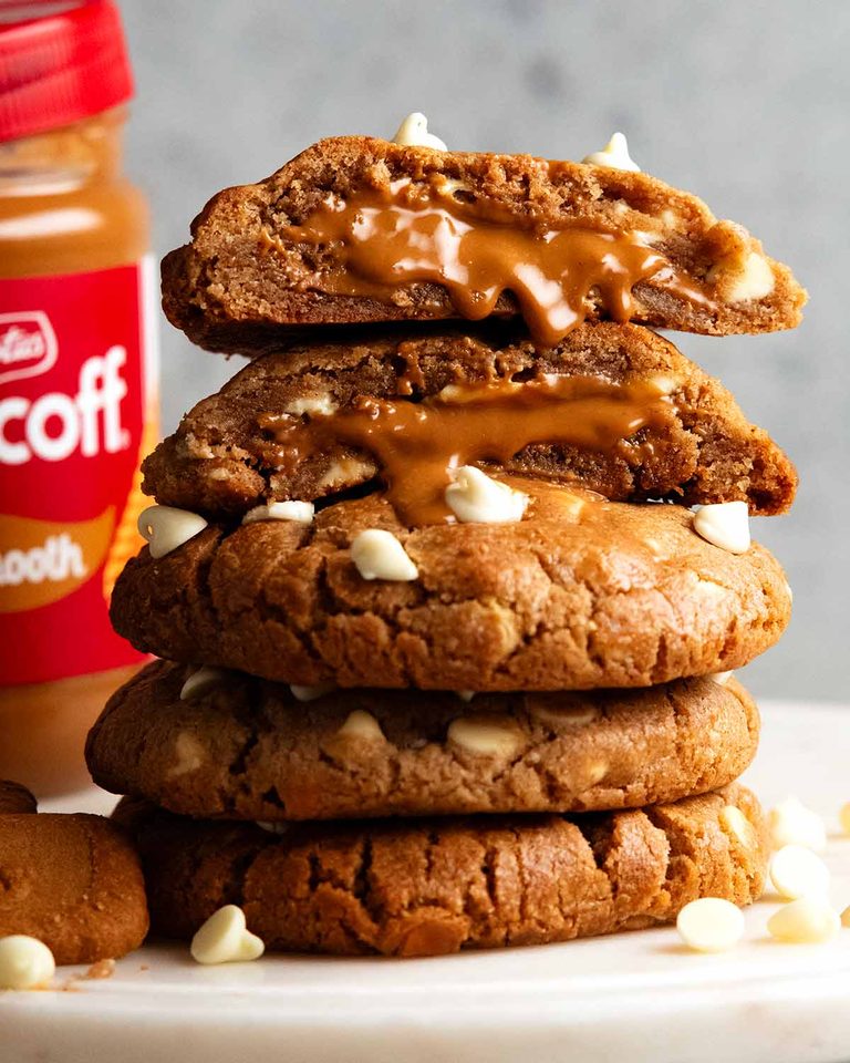 Biscoff stuffed cookies - RecipeTin Eats
