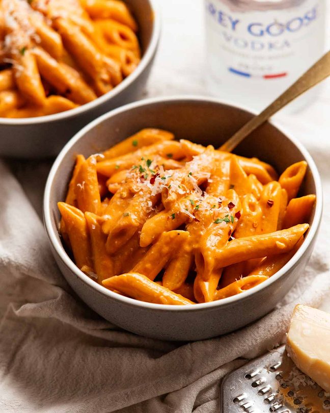 Vodka Pasta - RecipeTin Eats