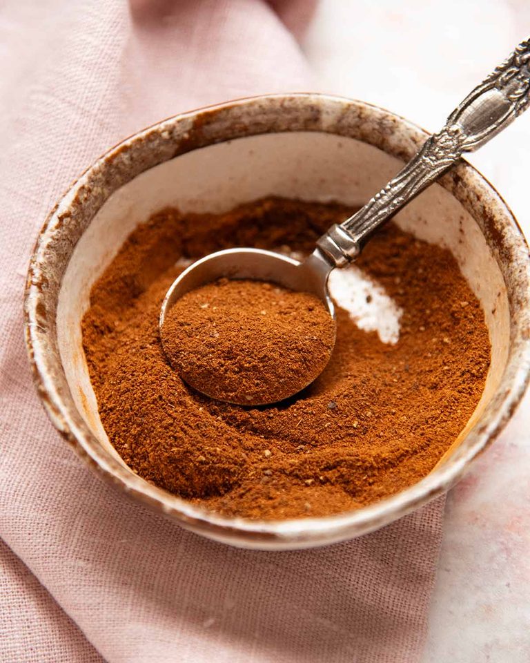 Baharat spice blend (Lebanese 7 Spice) - RecipeTin Eats
