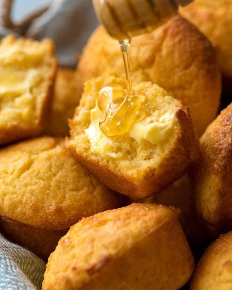Corn Bread Muffins (Fast and Easy)