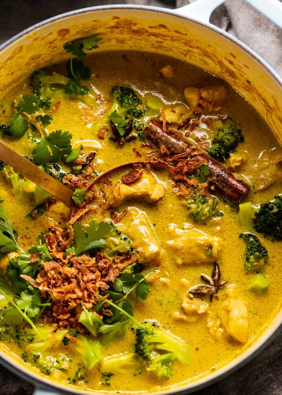 Golden coconut chicken curry | RecipeTin Eats